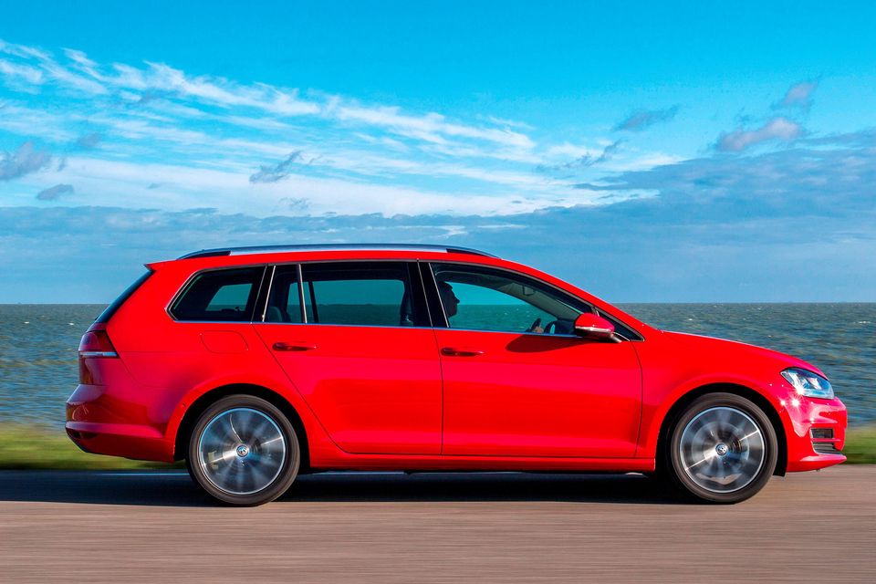 Sales rise prompts Volkswagen to bring in new Golf estate | Irish ...