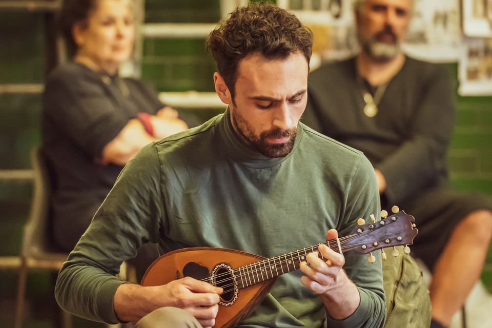 Appeal to find 129-year-old stage show mandolin lost weeks before ...