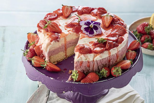 Edward Hayden: Delicious Lemon & Strawberry Ice Cream Cake With Poached ...