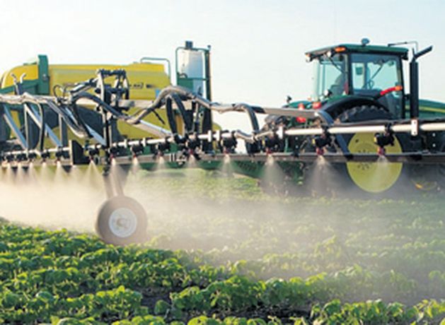 Deere uses its nous as cheaper sprayer-boom control unveiled | Irish ...