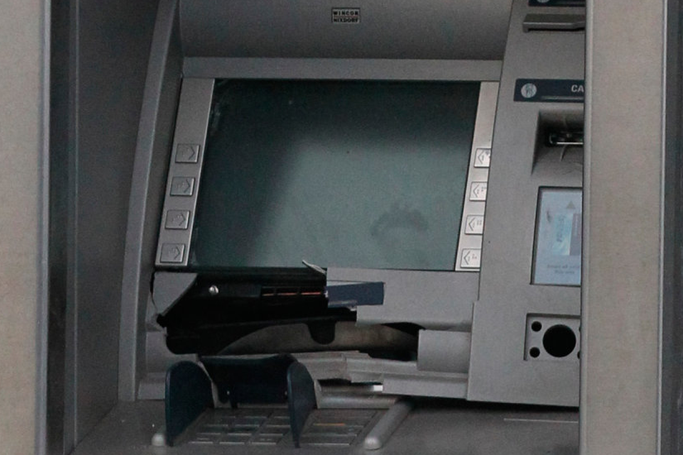 Raiders get €100k after using gas to blast open ATM | Irish Independent