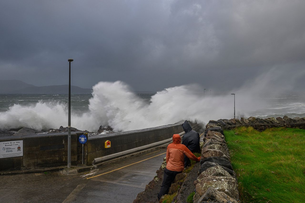 Storm Ashley aftermath: Number of flights cancelled at Dublin Airport ...