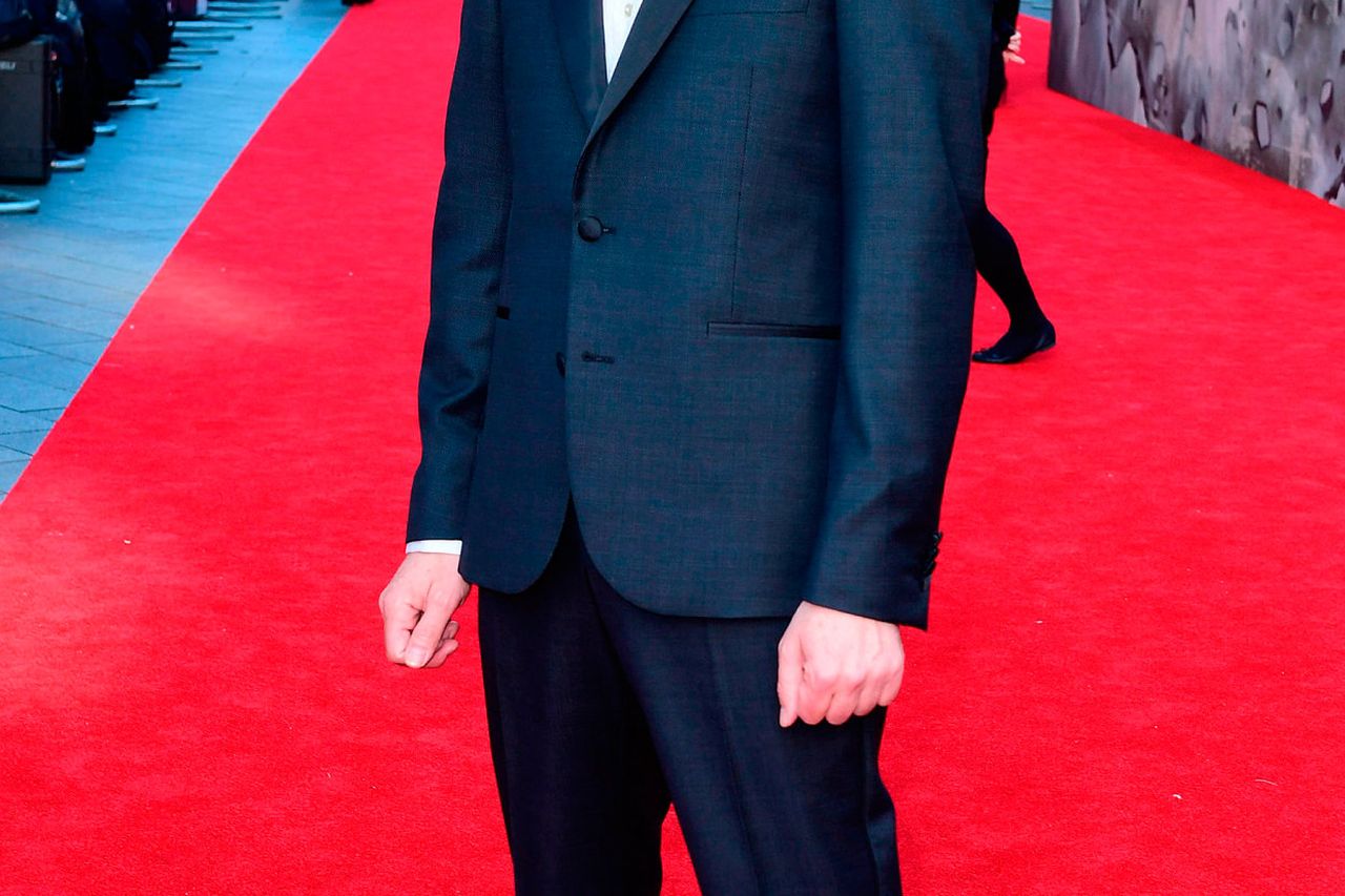 Irish actor Aidan Gillen lights up red carpet alongside David Beckham ...
