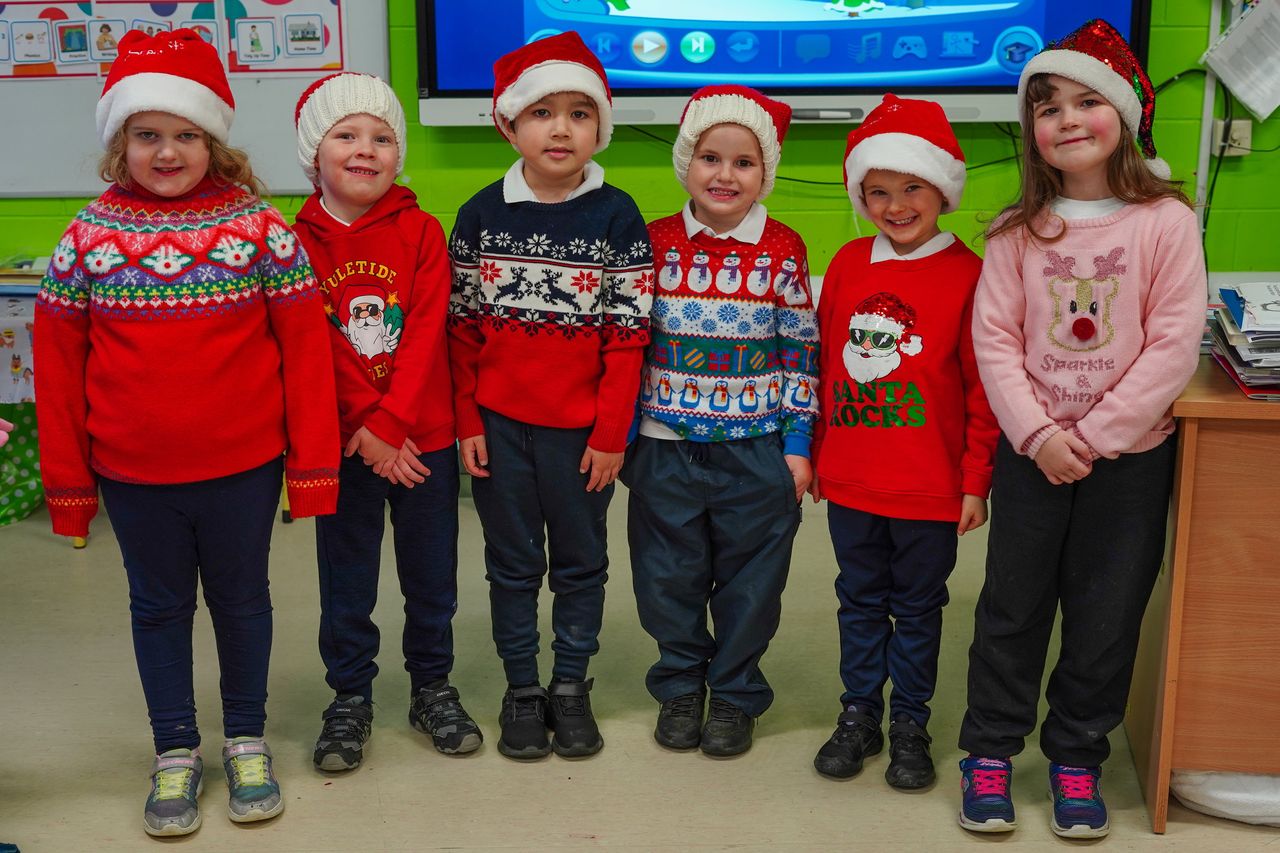 Photos show Scoil Eoin Balloonagh pupils getting into the festive ...