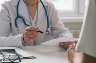 Doctors’ leader accuses HSE of appearing to ‘hate’ medics as hospital ...