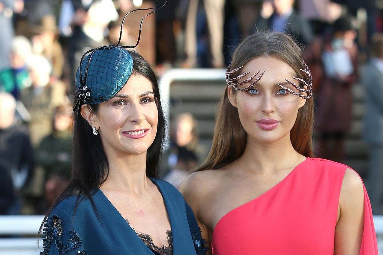 Tyrone woman scoops €11k Best Dressed Lady prize at Cheltenham | Irish ...