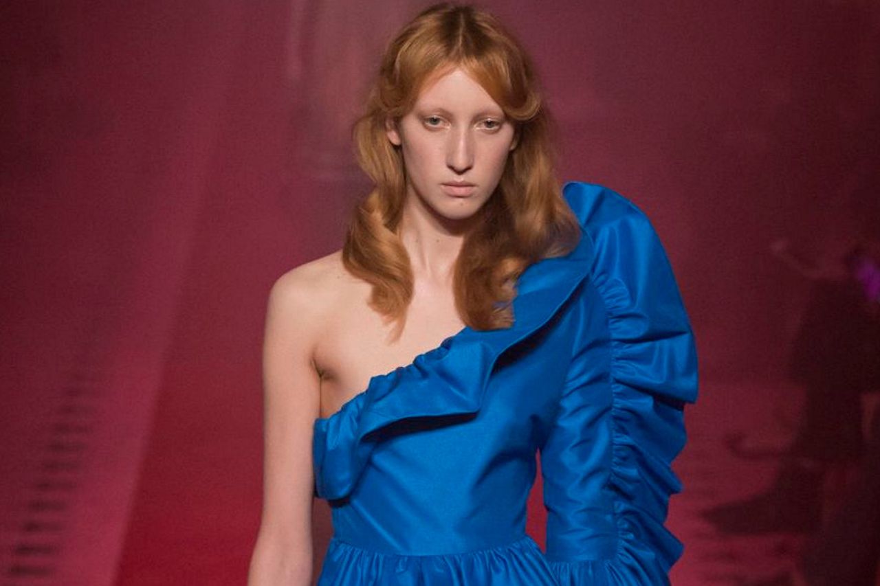 Jet-setting models Tabea and Lorna fly the high fashion flag for ...