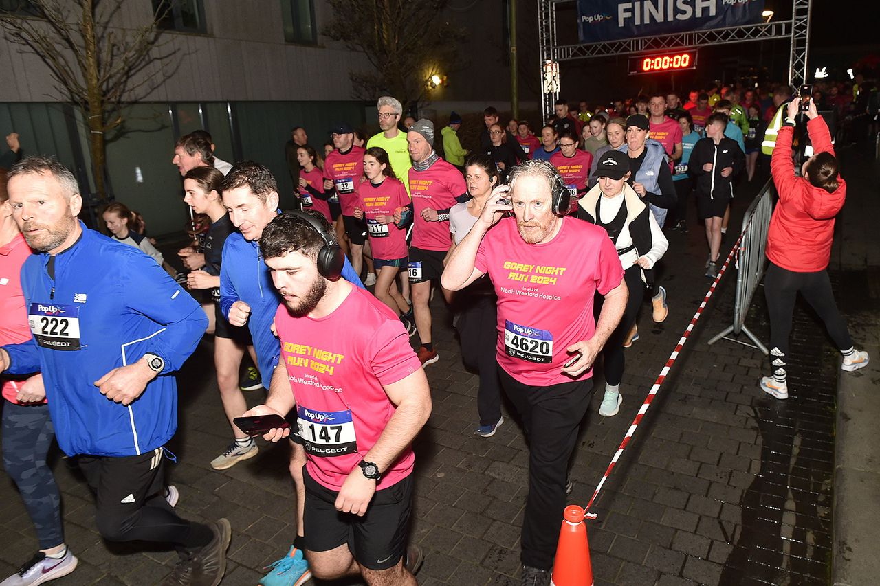 Over 1,000 runners hit the streets of Gorey for a worthy cause | Irish ...