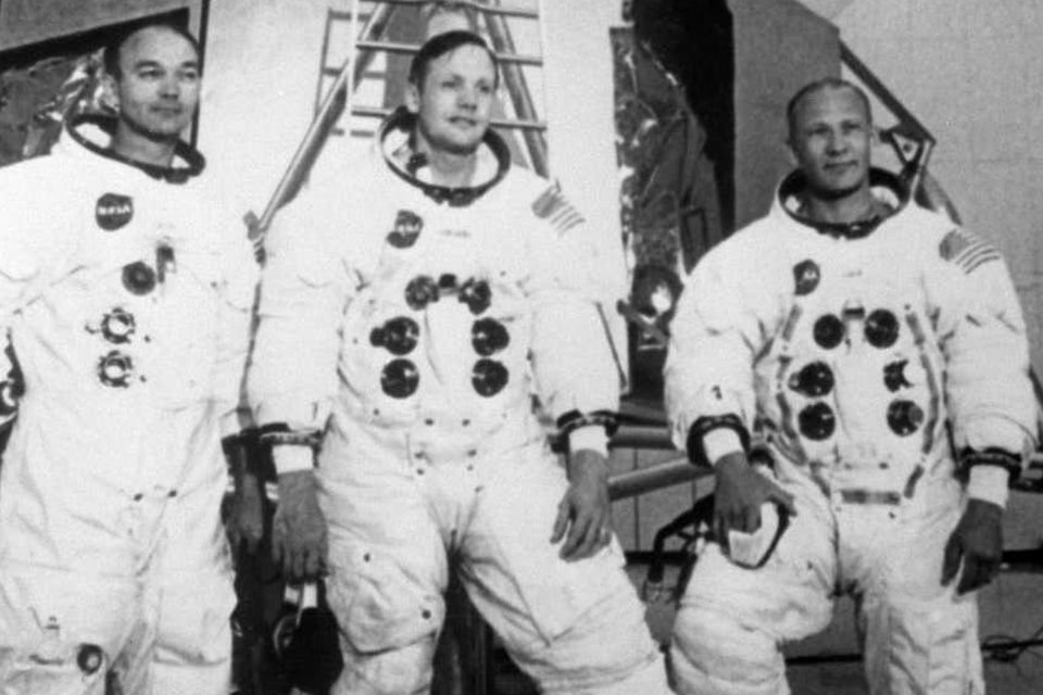 Michael Collins, Apollo 11 astronaut on first trip to the Moon, dies of ...
