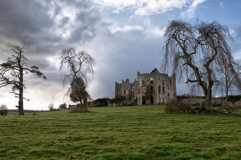 ‘Abandoned Ireland’ photographer had a ghostly encounter in derelict ...