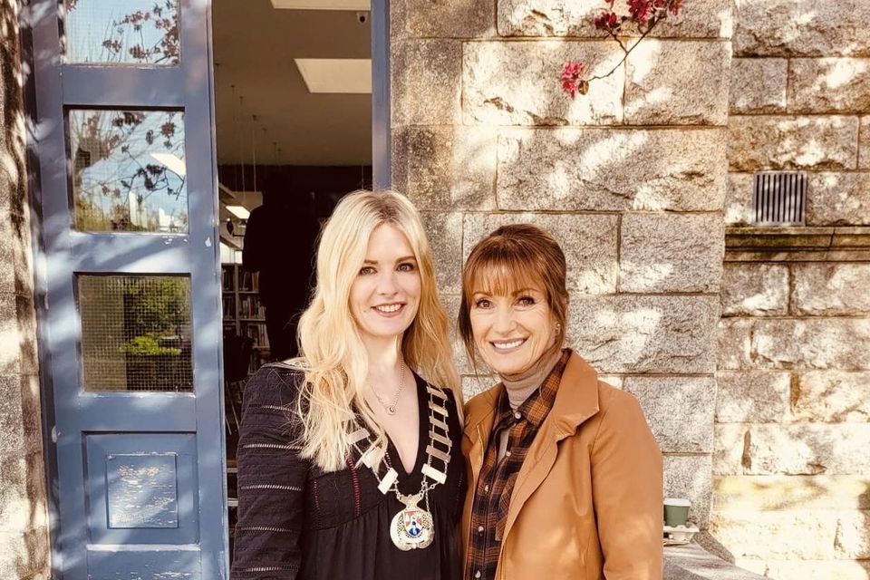 Actress Jane Seymour pays surprise visit to Wicklow | Irish Independent