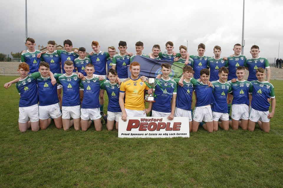 Captain Berry the late hero as Glynn-Barntown snatch title from under ...