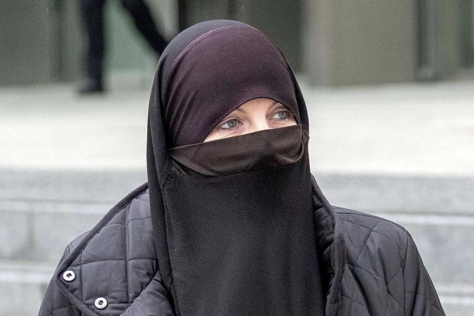 Lisa Smith challenges legality of her arrest after her repatriation to ...