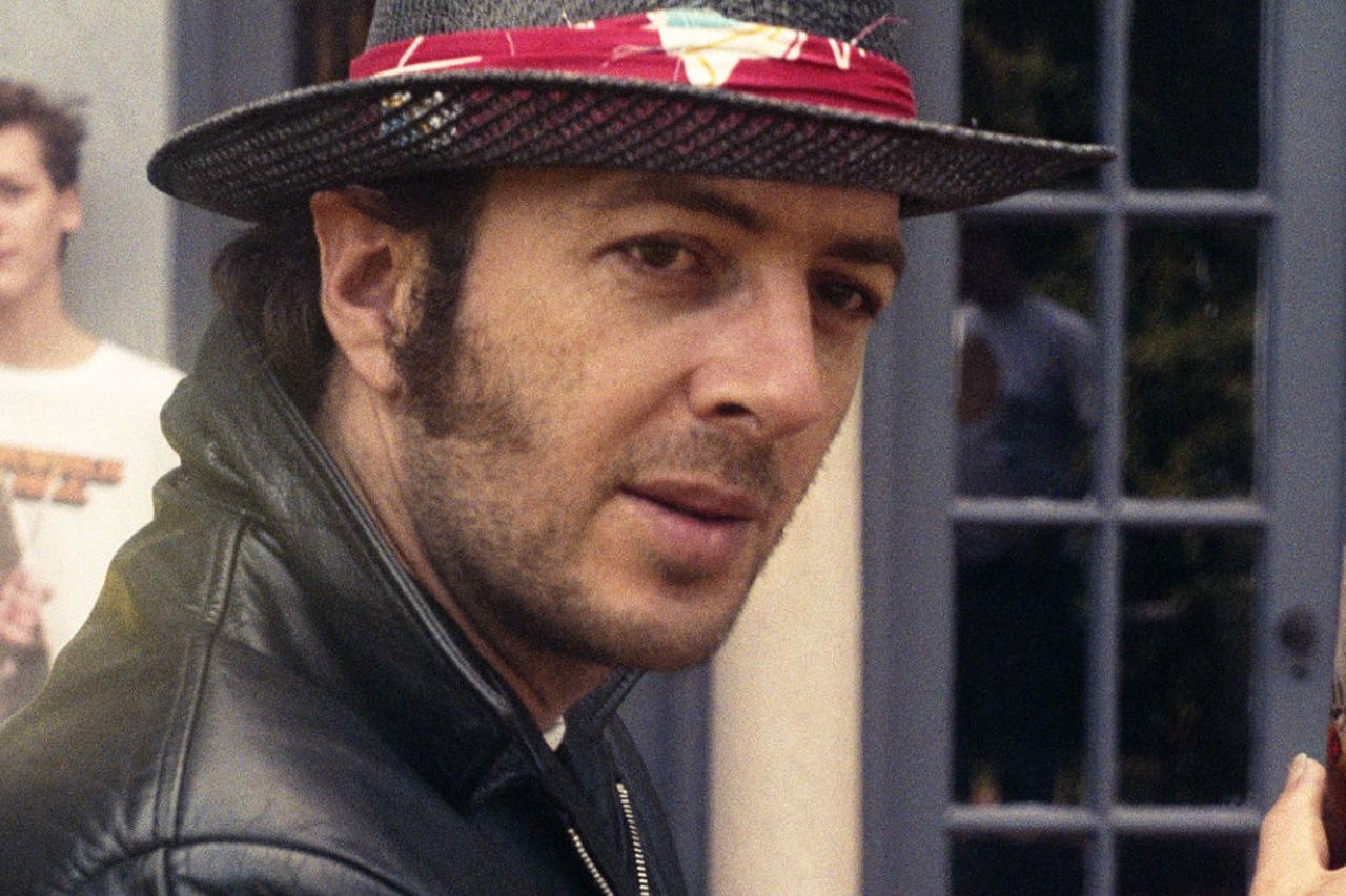 New Joe Strummer image features in National Portrait Gallery exhibition ...