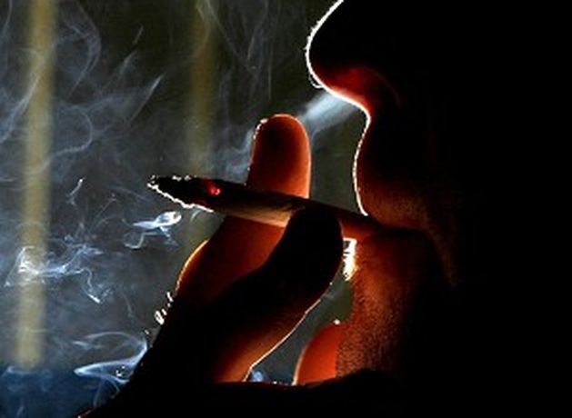 Smoking ban extended to restaurants | Irish Independent