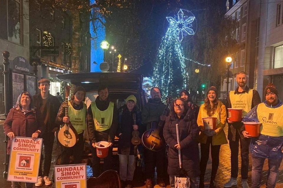 Dundalk buskers braved rain to raise funds for Simon Community | Irish ...
