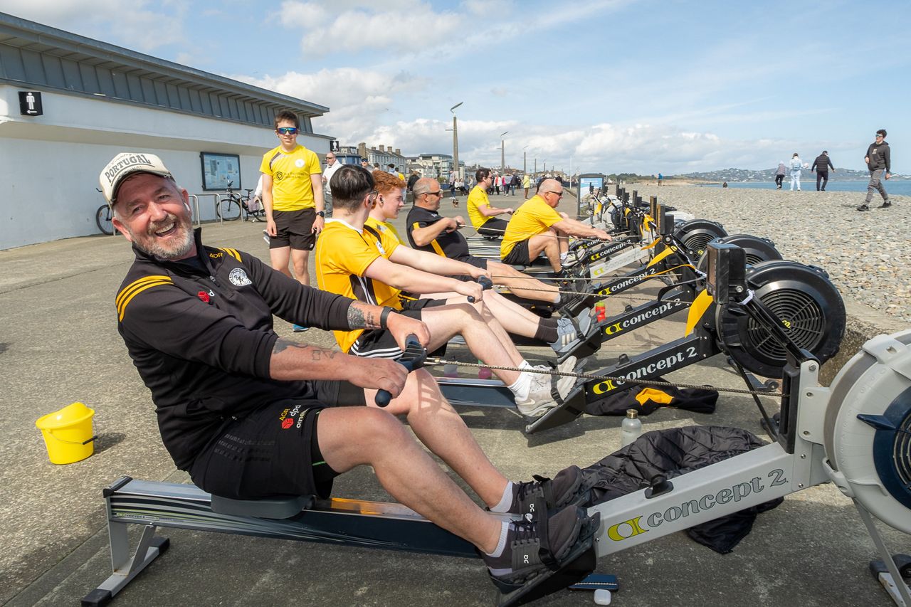 Bray Rowing Club smashes 400km target in fundraising rowathon ahead of ...