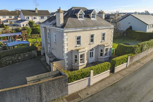 See inside Co Wexford house with business potential on market for € ...
