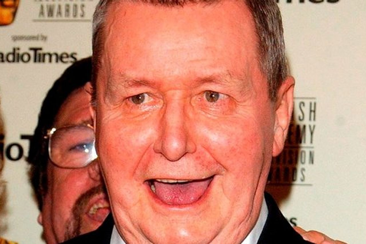 'Father of Coronation Street' Tony Warren dies at 79 | Independent.ie