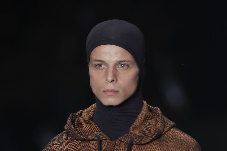 Male model dies after collapsing on catwalk during Brazilian fashion ...