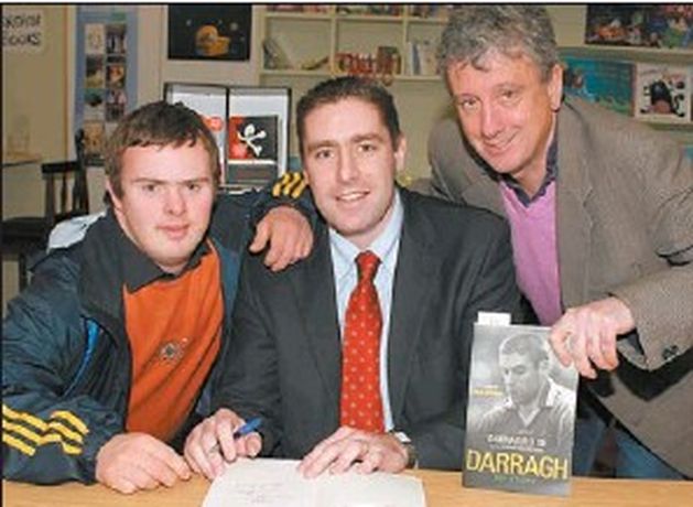 LISTOWEL: Football legend Darragh in town for book signing | Irish ...