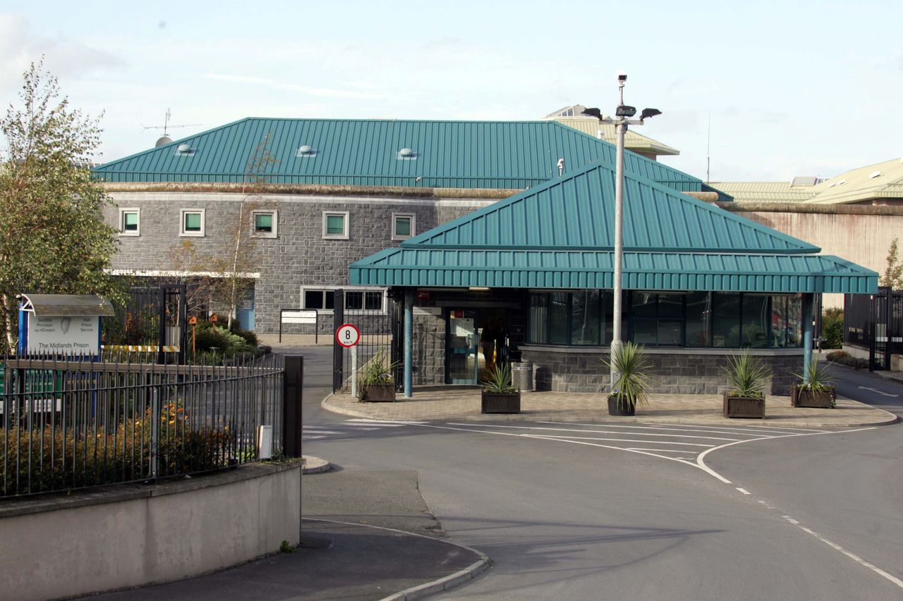 Wing of top-security prison on lockdown as 'there's too few officers ...