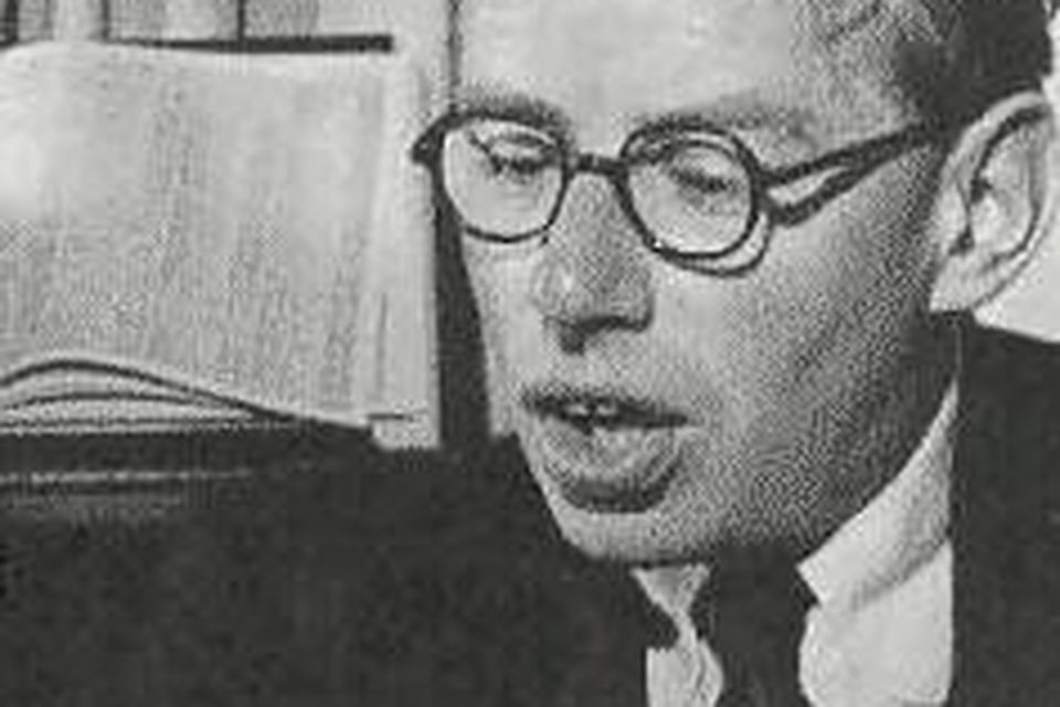 Poetry: Dublin made me and no little town - Donagh MacDonagh | Irish ...