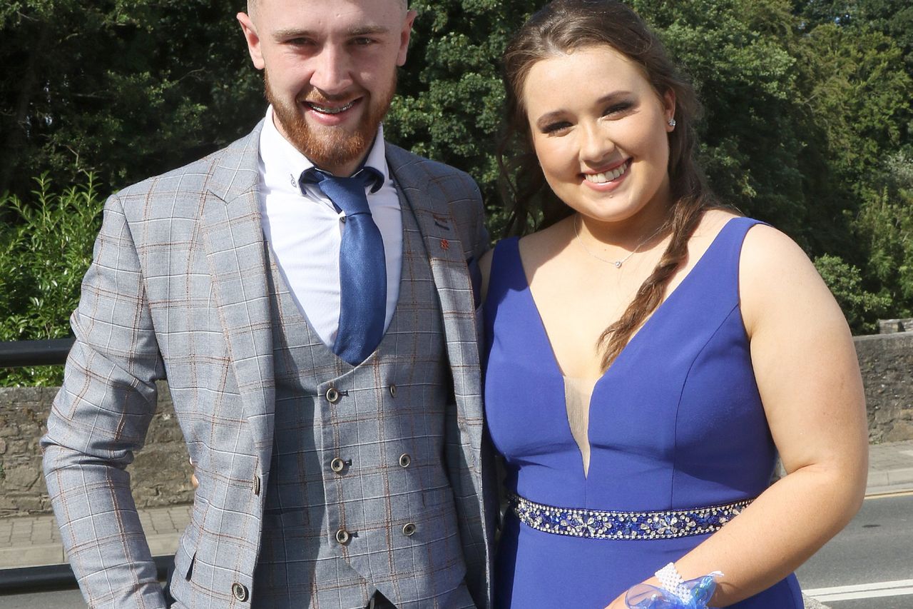Pictures show style and glamour of the FCJ Bunclody debs | Independent.ie