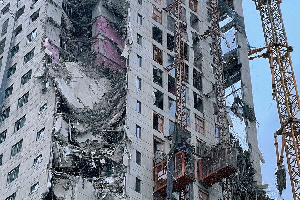 Six missing after collapse hits apartment block being built in South ...