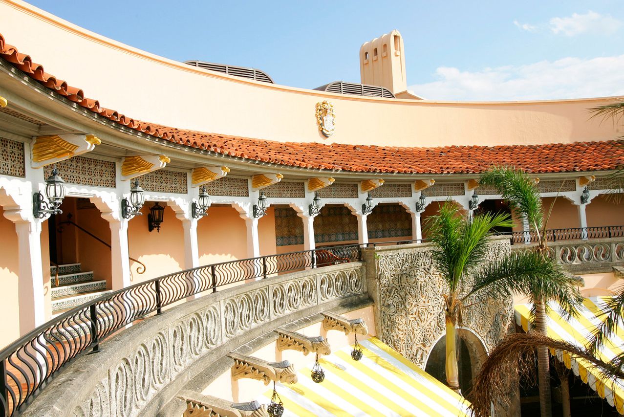 Inside Donald Trump's $200m Mar-a-Lago estate, aka the 'Winter White ...