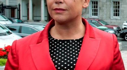 Adams backs Mary Lou for SF leadership | Irish Independent