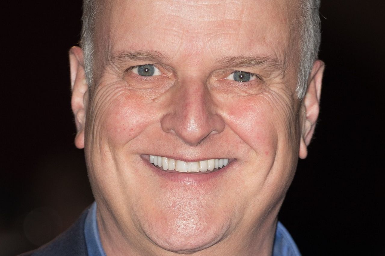 X Factor announcer Peter Dickson quits after 11 years | Irish Independent