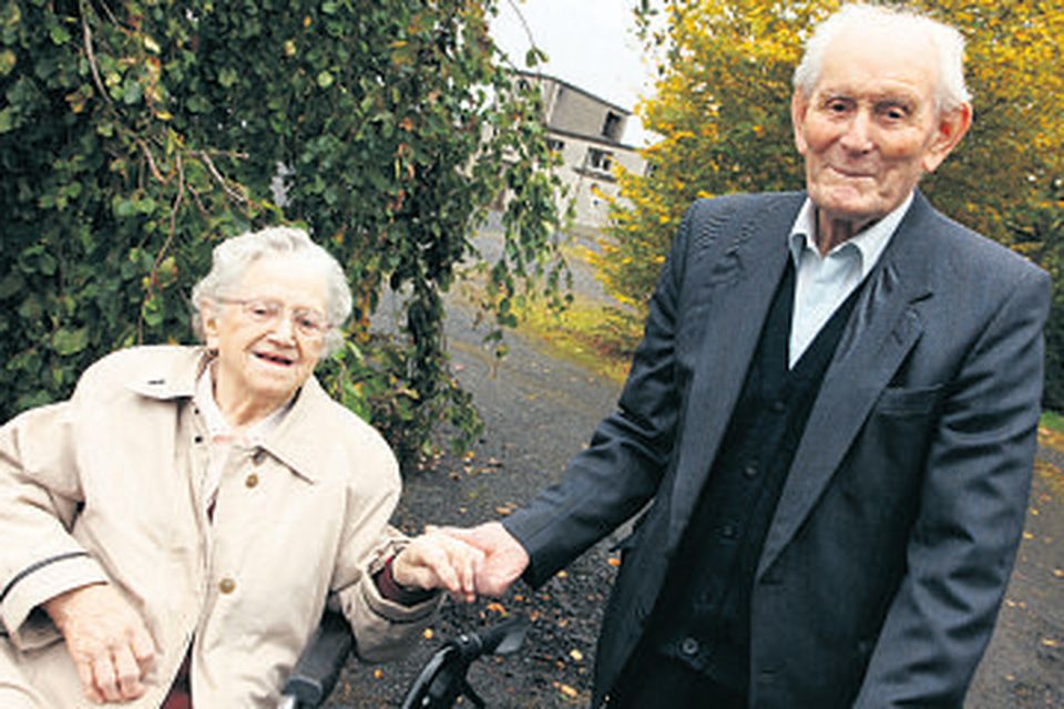 Pensioner 'dies of broken heart' after brief reunion | Irish Independent