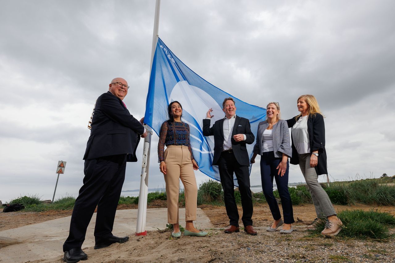 Blue, green and gold: 159 beaches receive awards for top quality waters ...
