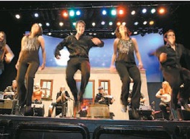 Stunning show comes to Siamsa Tíre | Independent.ie
