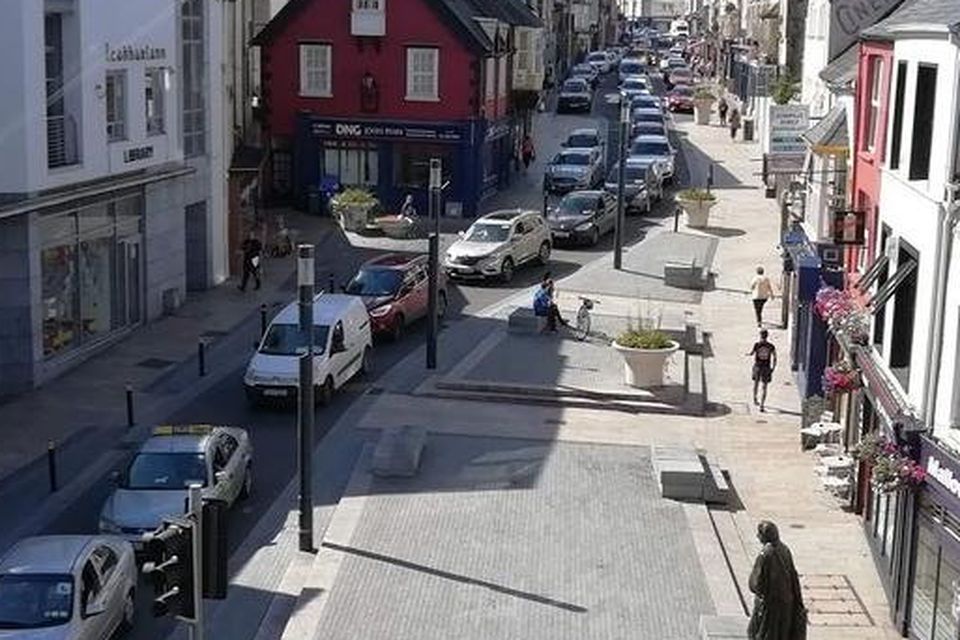 Row brewing in North Cork over removal of Mallow town centre outdoor ...