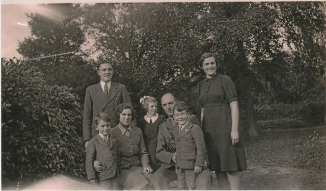 Listen to 1916 Oral History: Memories of Paddy & Garry Holahan ...