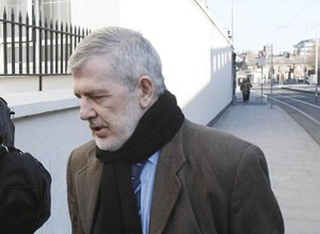 Adams' brother gives himself up | Irish Independent