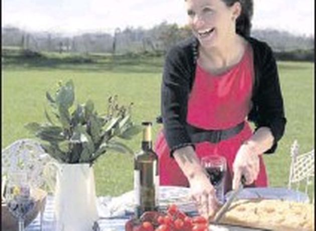 Celebrity chef Catherine to host cookery demo | Irish Independent