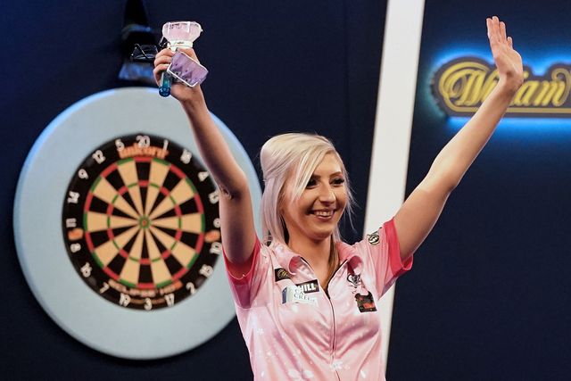 ‘I need to get myself well’ – ‘Queen of the Palace’ Fallon Sherrock to ...