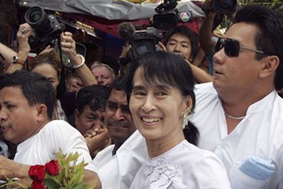 Suu Kyi hails 'new era for Burma' | Irish Independent