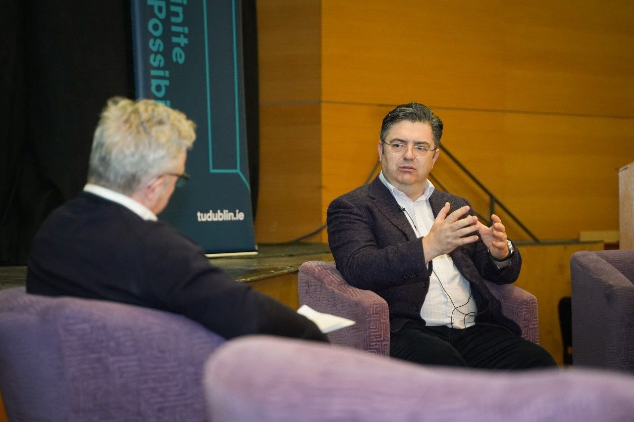 Intel boss Eamonn returns to his alma mater | Irish Independent