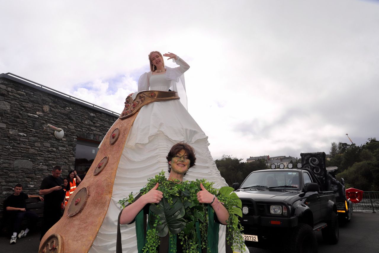 Photos of the crowning of King Puck as thousands line the streets of ...