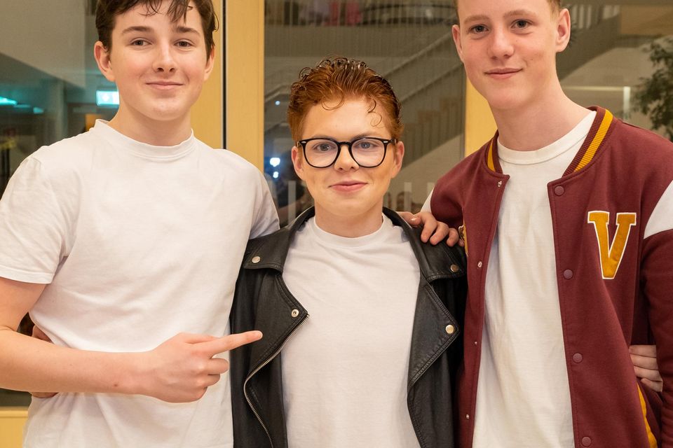 See electric photos as Wicklow TY students put on ‘Grease’ production ...