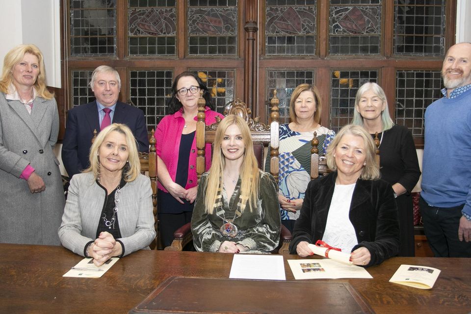 Bray Tidy Towns legend Mimi Megannety honoured at Cathaoirleach’s ...