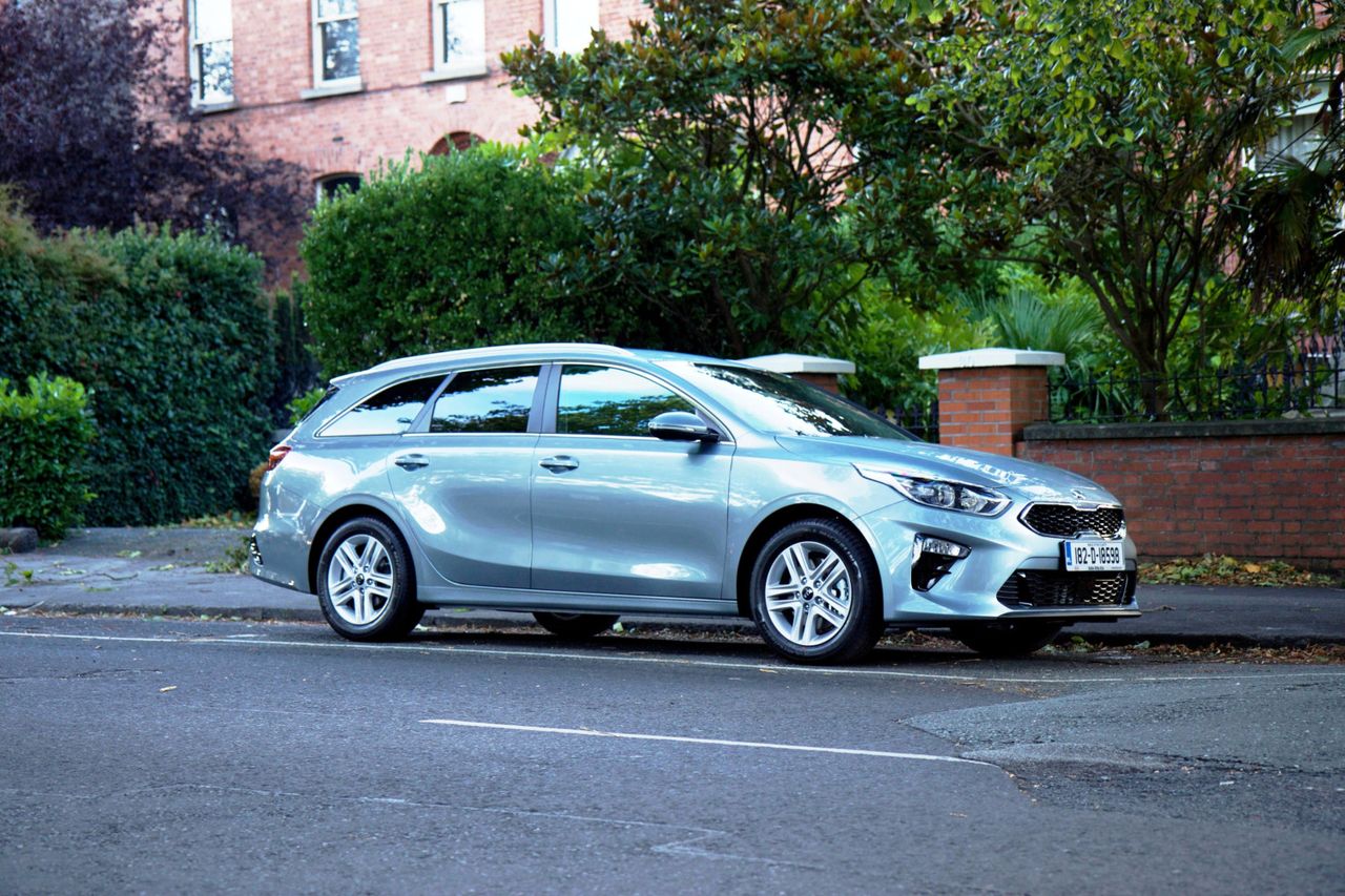 Spare room in the new KIA estate - how Ceed SW puts boot into rivals ...