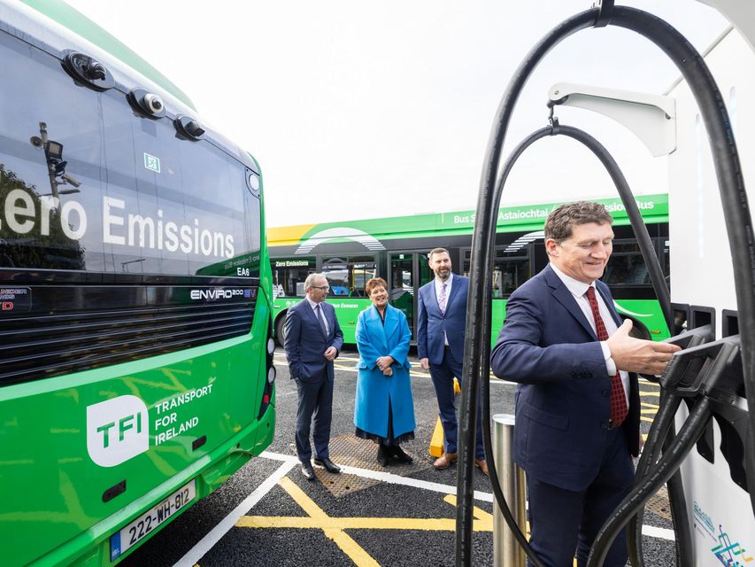 Ireland’s first all-electric town bus service launched in Athlone ...