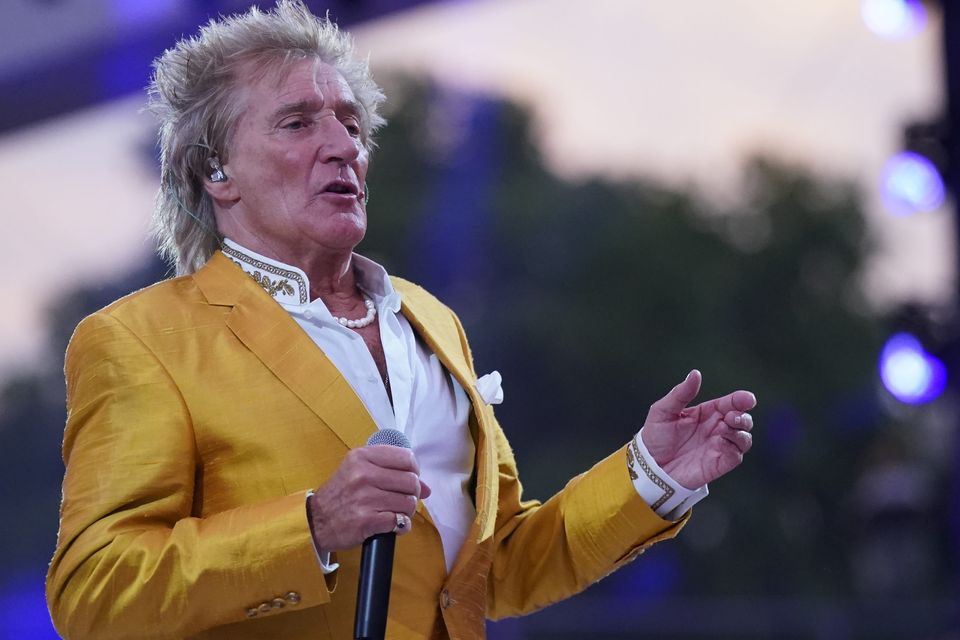Sir Rod Stewart pays tribute to late brother | Irish Independent