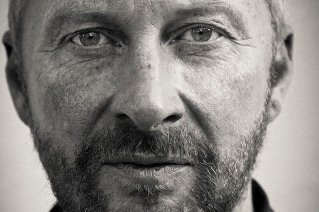 Popular singer Black dies two weeks after accident in Cork | Irish ...