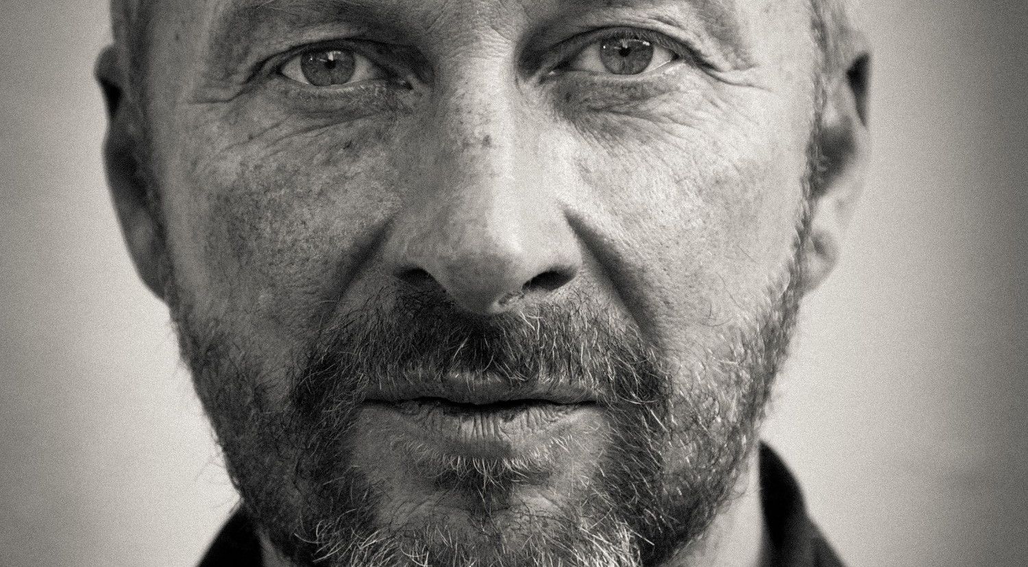 Family leads tributes to Wonderful Life singer Colin Vearncombe ...